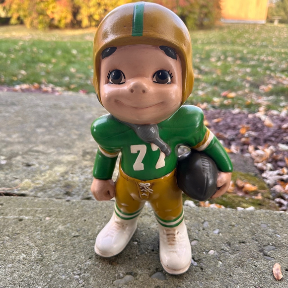 Unbranded | Accents | Vintage Atlantic Mold Ceramic Football Player 977 ...